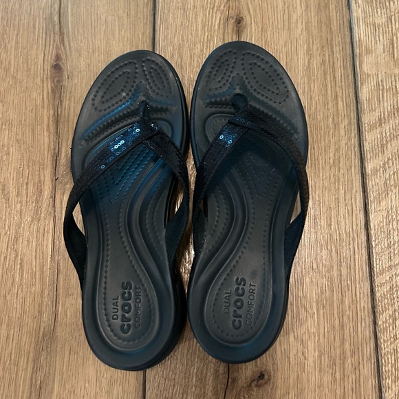 CROCS | Shoes | Crocs Capri V Dual Comfort Thong Flip Flops Black ...